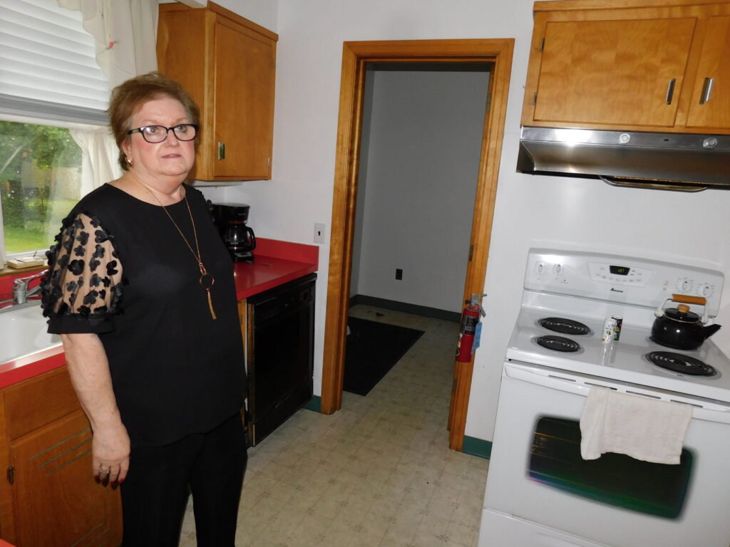 Lounsbury steps down from leadership post at Genesis House - Olean ...