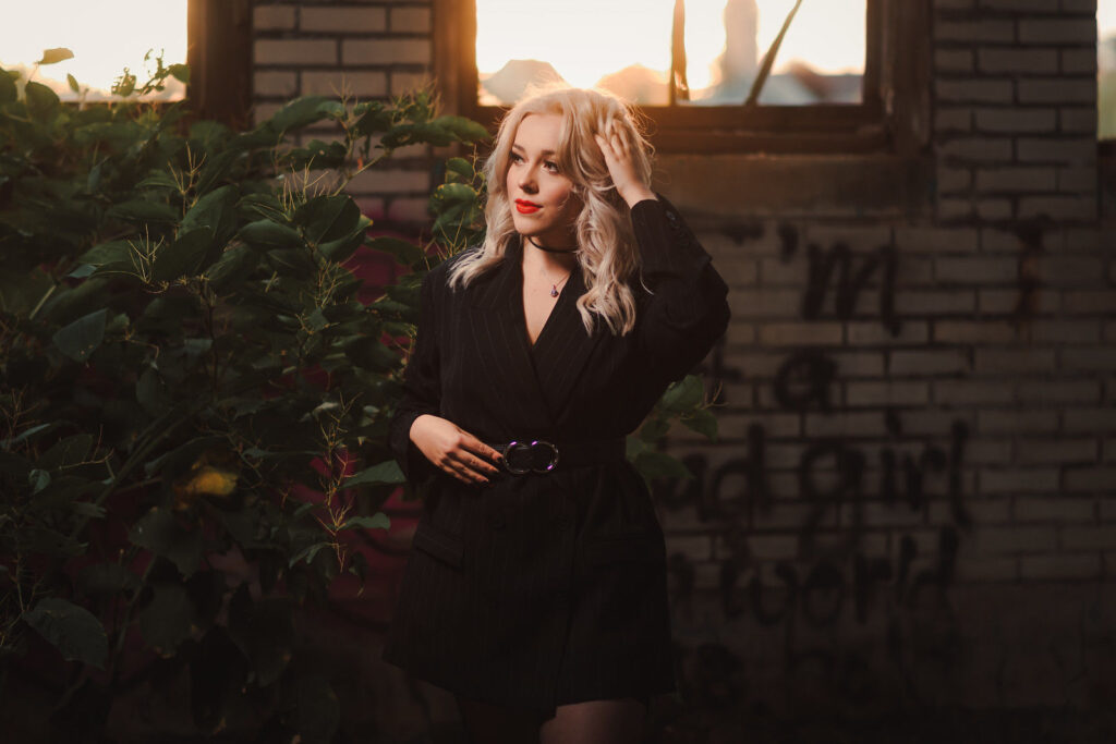 ‘The Voice’: Buffalo singer gets 4-chair turn with blind audition ...