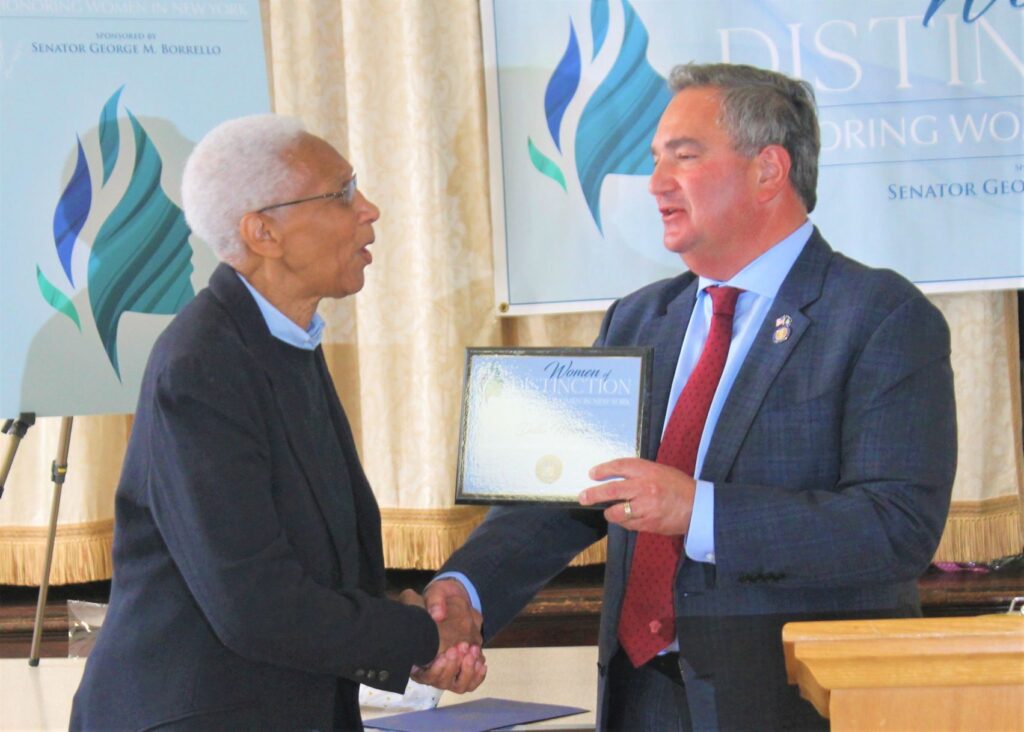 A Woman of Distinction: Della Moore honored - Olean Times Herald