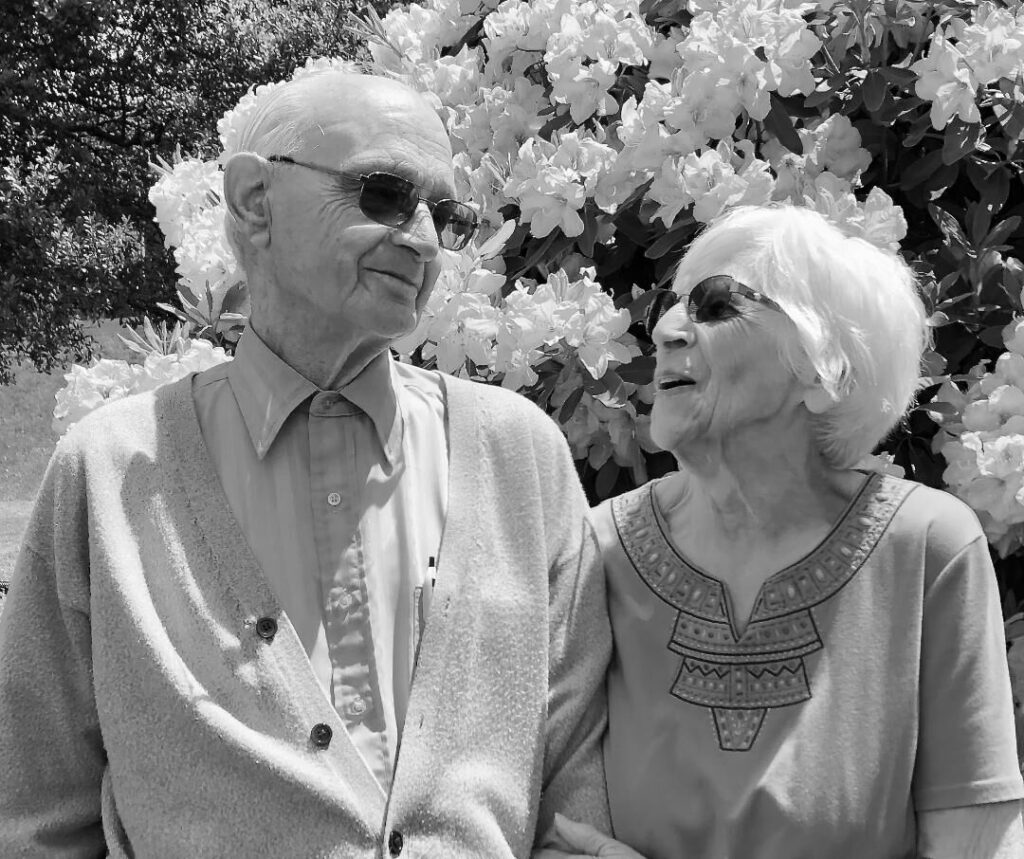 State & Union: Former Olean couple celebrate 70th wedding anniversary ...