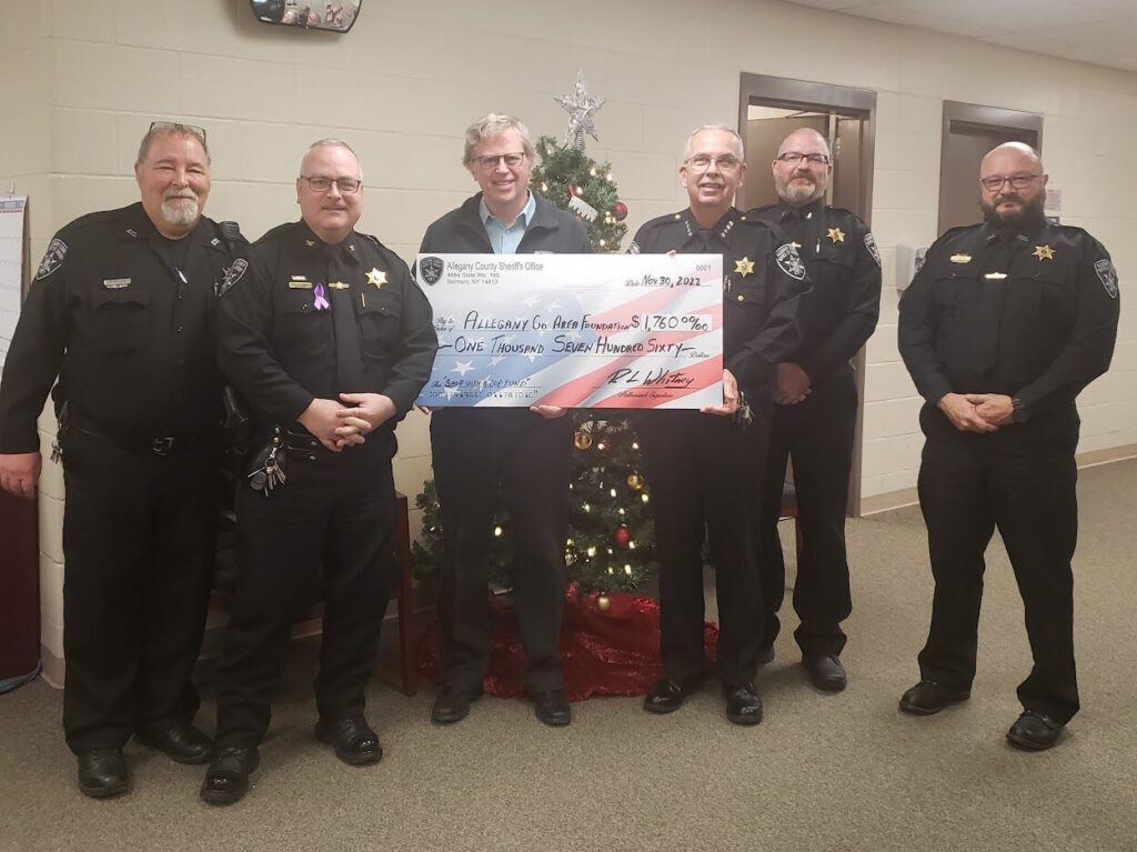 Allegany Co. Sheriff's Office contributes to Shop with a Cop - Olean ...