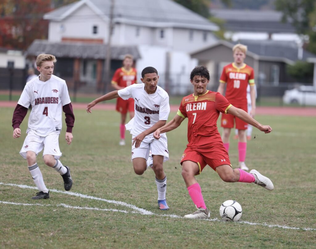 Huskies roll 4-0 in A2 first-round rematch with Dunkirk - Olean Times ...