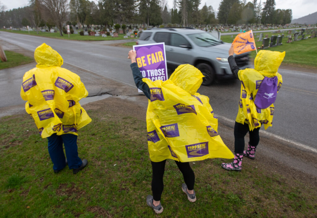 Absolut Care of Allegany union pickets over contract - Olean Times Herald