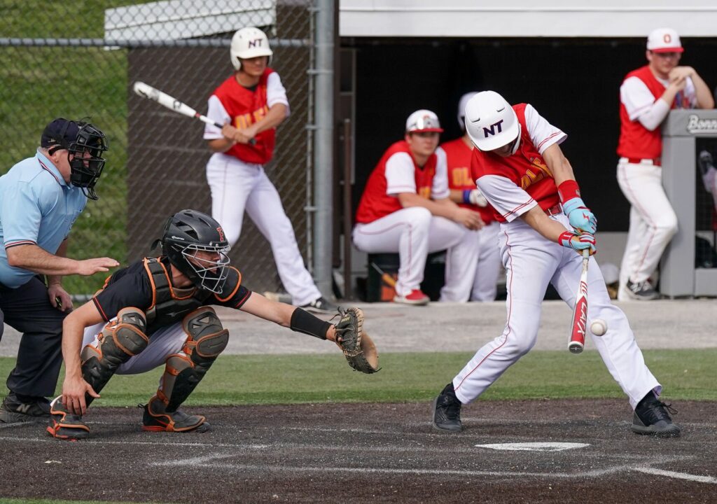 Olean holds off Fredonia 10-7; Gators roll - Olean Times Herald