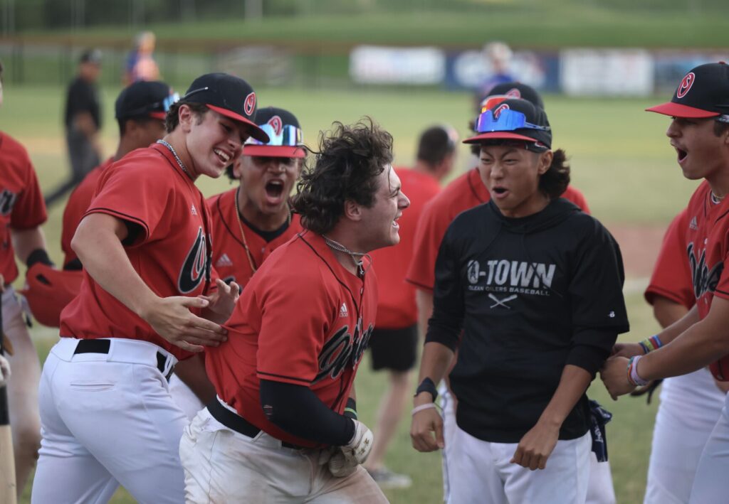 Oilers knock off first-place Rapids, win 2nd straight - Olean Times Herald