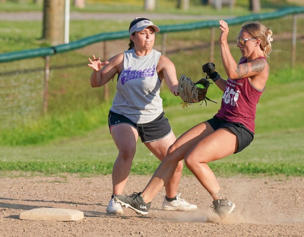 Hungry Burro rallies to knock off Angee’s 8-7 - Olean Times Herald