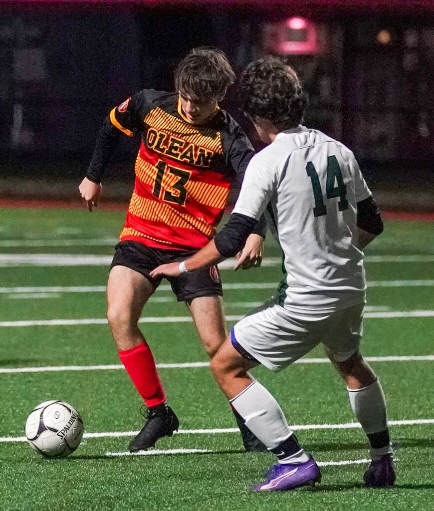 C-R/Hinsdale gets back in win column, upsets C-G - Olean Times Herald