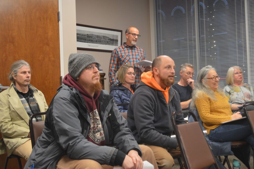 Wellsville's proposed chicken law lays egg; third hearing set for ...