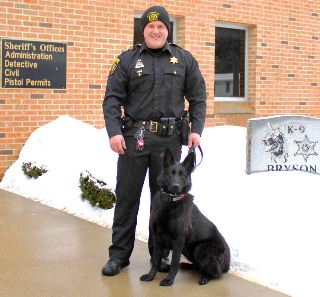 Sheriff’s office deputizes new Catt. County road patrol K-9 - Olean ...