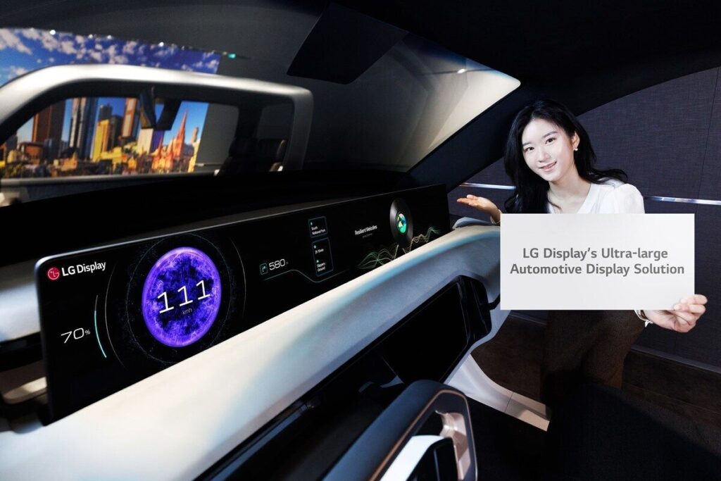 LG Display Begins Mass Production of Ultra-large Automotive Display Solutions to Revolutionize ...