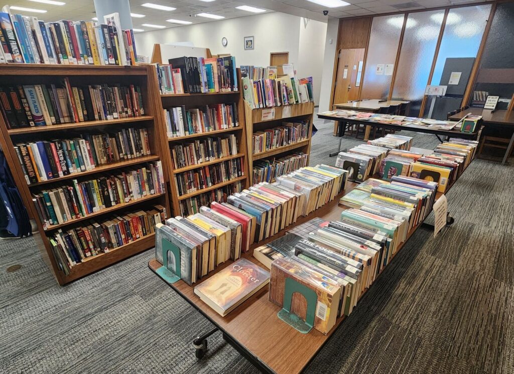 Olean Library hosts flash used book sale - Olean Times Herald