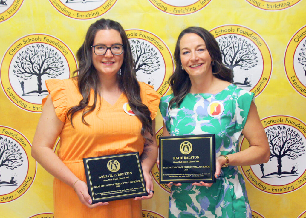 Olean alumni Bretzin, Ralston inducted to Wall of Honor - Olean Times ...