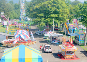 Fair weather for fair set-up - Olean Times Herald