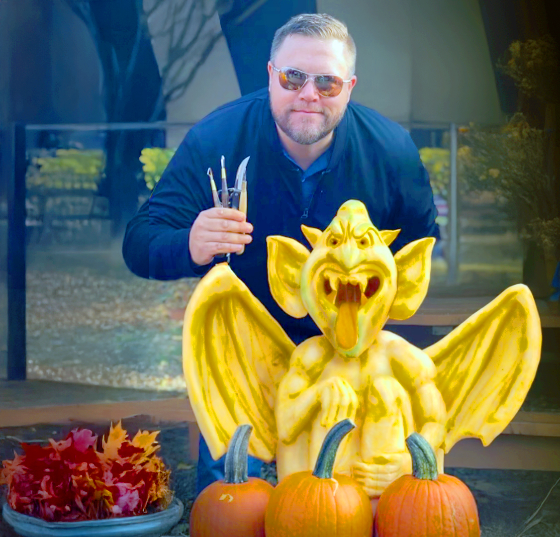 Eric Jones doing live Pumpkinville carving shows for two more Sundays ...