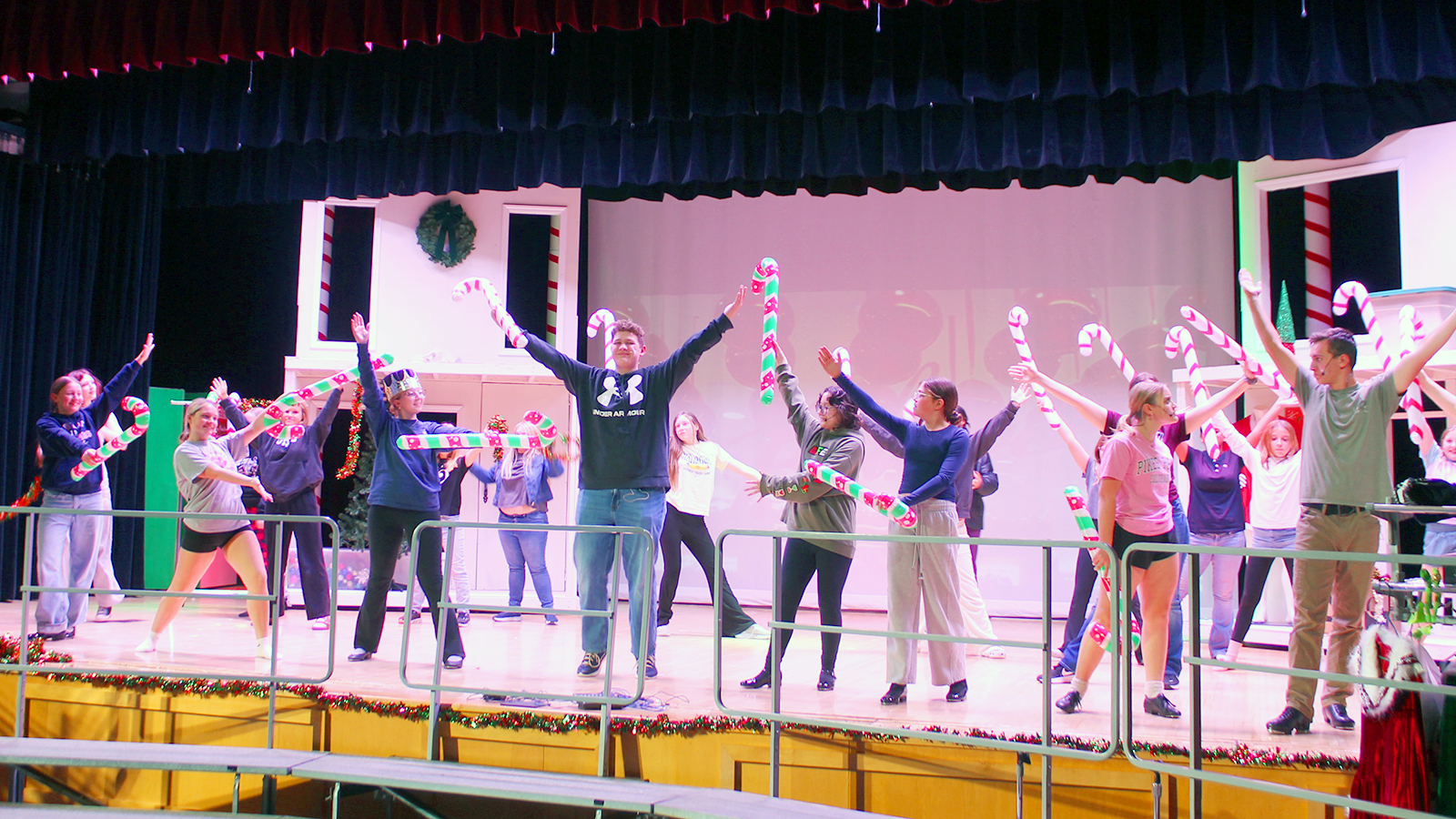 Portville Drama Club to present ‘Elf The Musical JR.’ this weekend ...