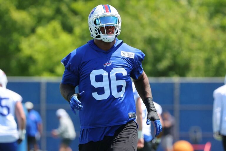 Walker, Carter reshaped their bodies to fit new Bills defense - Olean ...