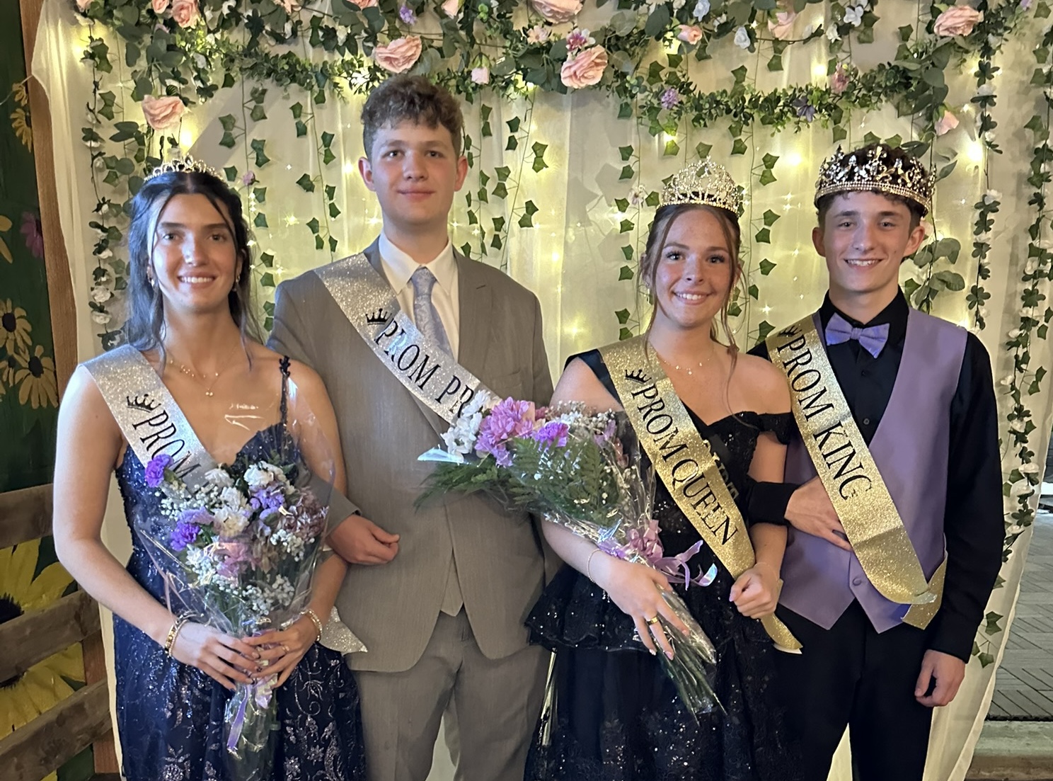 Portville Central celebrates 'Enchanted Bayou' prom - Olean Times Herald